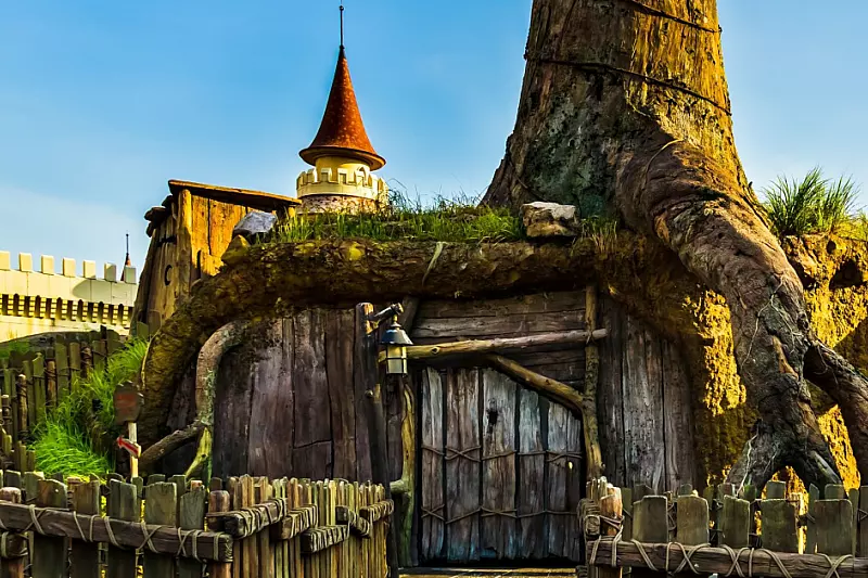 Quando le fiabe diventano realtà: ora puoi dormire nella casa di Shrek ...